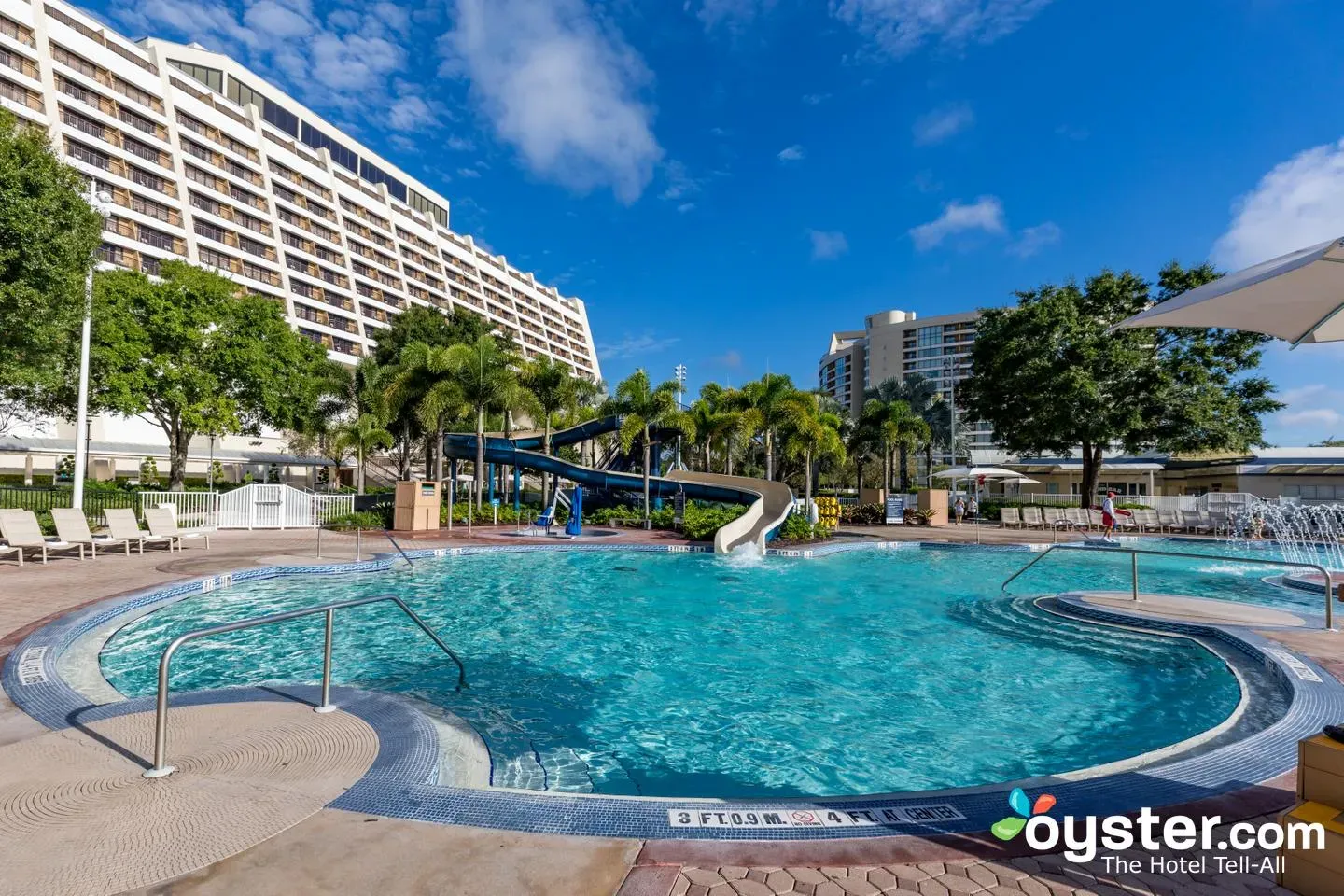 Disney S Contemporary Resort Review What To Really Expect If You Stay